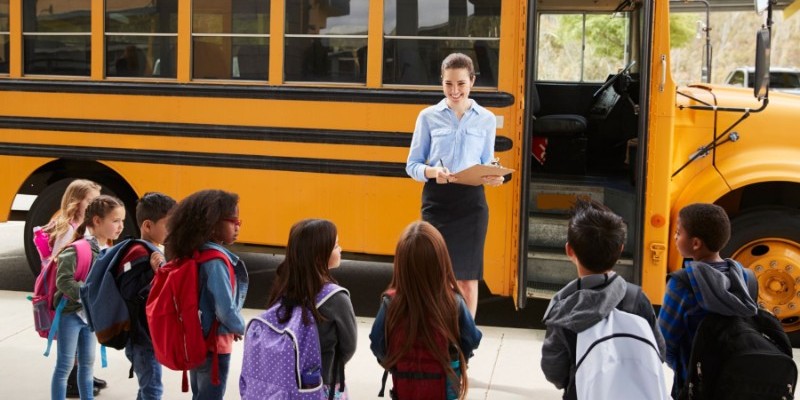 Protecting Your Payload: The Importance Of Functional Box Truck Roll-Up ...